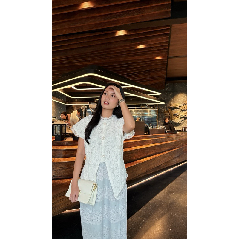 Jual ATASAN KEBAYA WISUDA REMBULAN TOP PINK, REMBULAN BLACK TOP ...