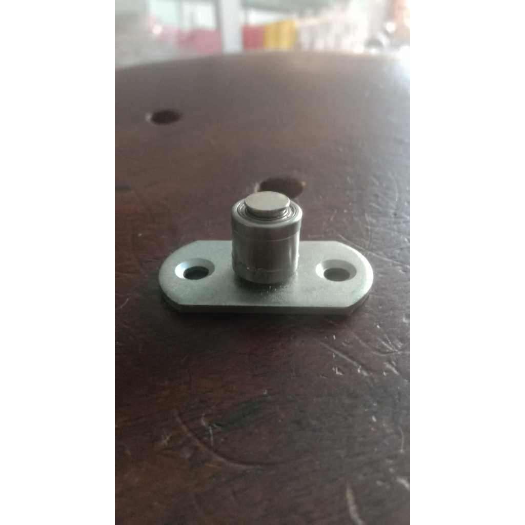 Jual Roda Pintu Bawah Guide Pintu Sliding Geser | Shopee Indonesia