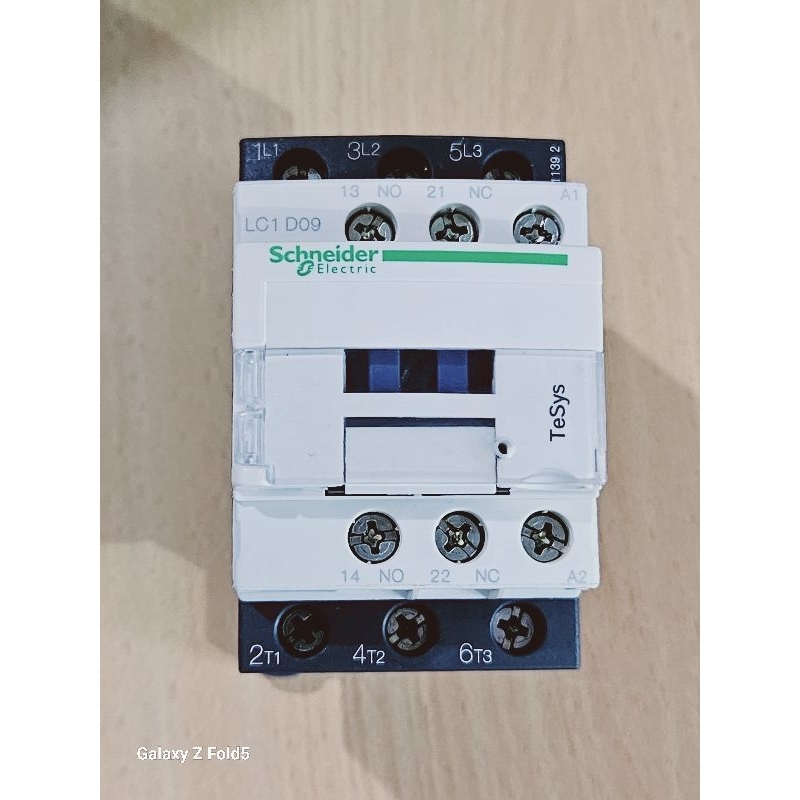 Jual Kontaktor Schneider LC1D09 M7 25A 220V ORI Magnetic Contactor LC1 D09 #. Kontaktor ...