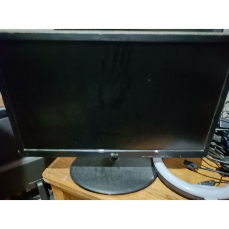 Jual MONITOR LG 22Inch | Shopee Indonesia