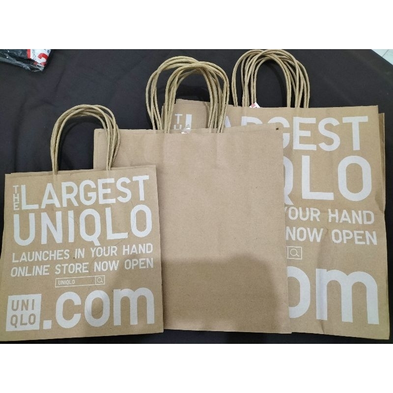 Jual Paperbag UNIQLO Original Store Ukuran Medium (31cm x 31cm ...