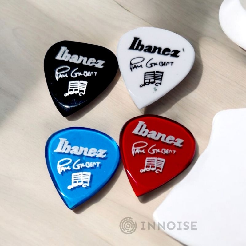Jual Pick Gitar dan Bass Akrilik Tebal 2 mm | Shopee Indonesia