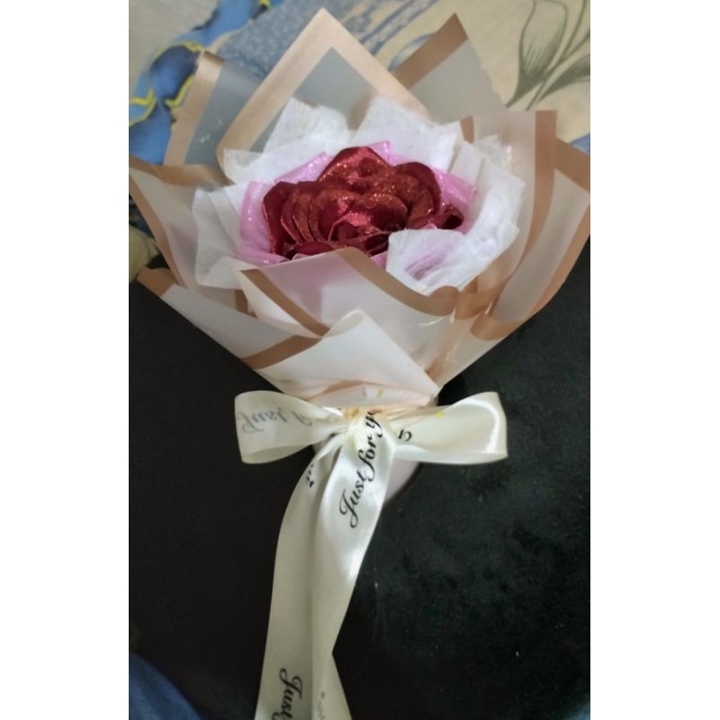 Jual BUKET mini \WISUDA\BUKET BUNGA SATIN MINI | Shopee Indonesia