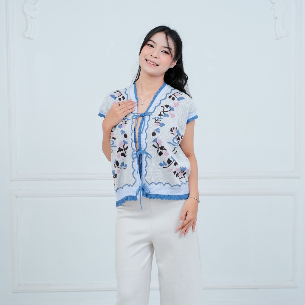 Jual HYUAIS Kimy Rompi Rajut Motif Bunga // Vest Atasan Rajut Wanita ...