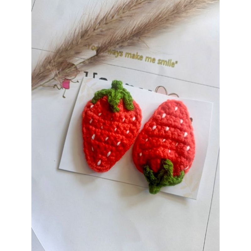 Jual Jepit Rambut Rajut "Strawberry" /Hairpin Crochet /Hair clip ...