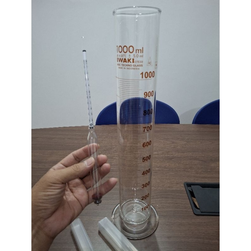 Jual Set Hydrometer Solar 0.800 - 0.900 plus Gelas Ukur IWAKI 1 liter ...