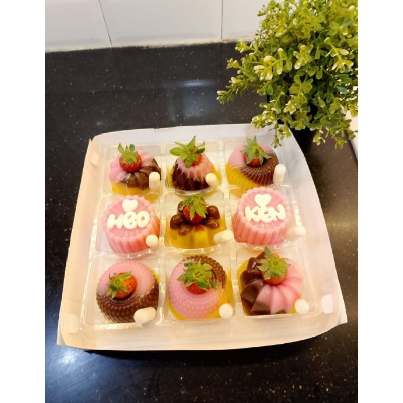 Jual BISA DADAKAN CHAT DULU, Puding 9 Pcs Hampers Ultah Kue Ultah ...