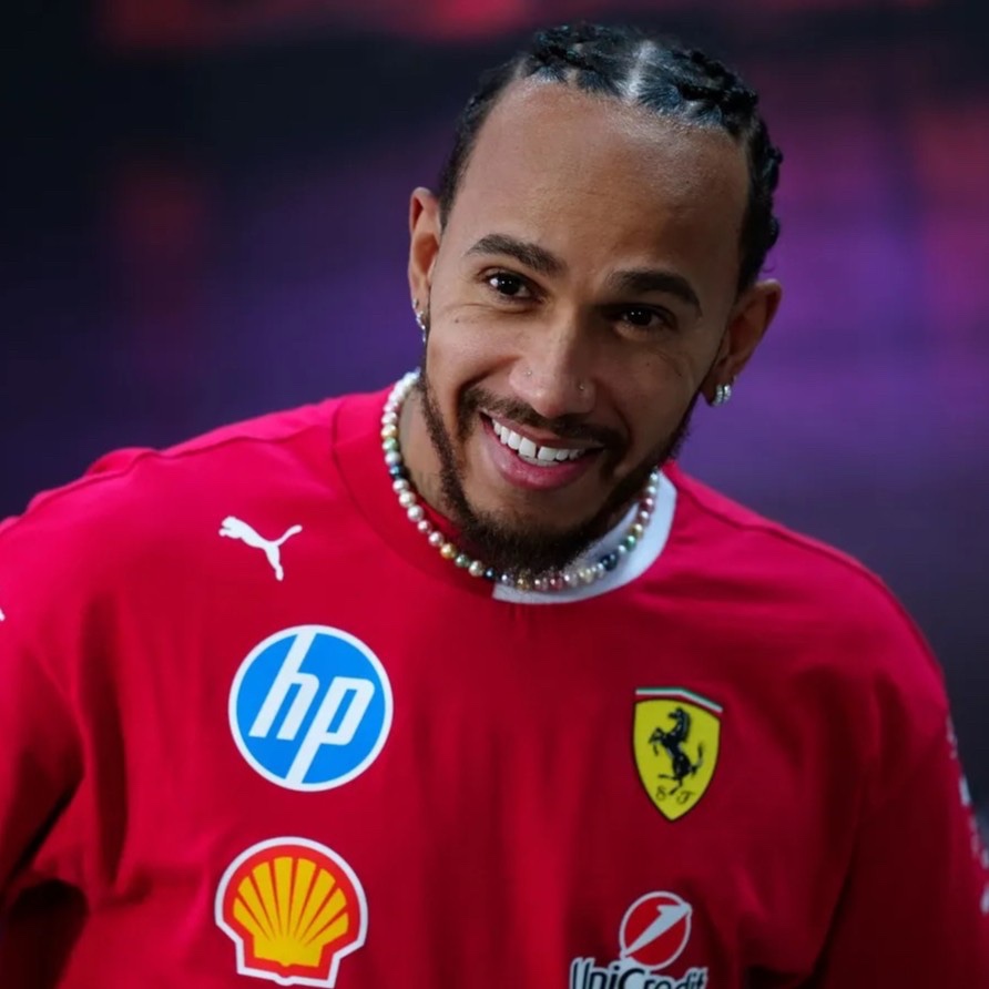 Jual Scuderia Ferrari F1 2025 Driver's Oversized T-shirt LIMITED. Kaos ...