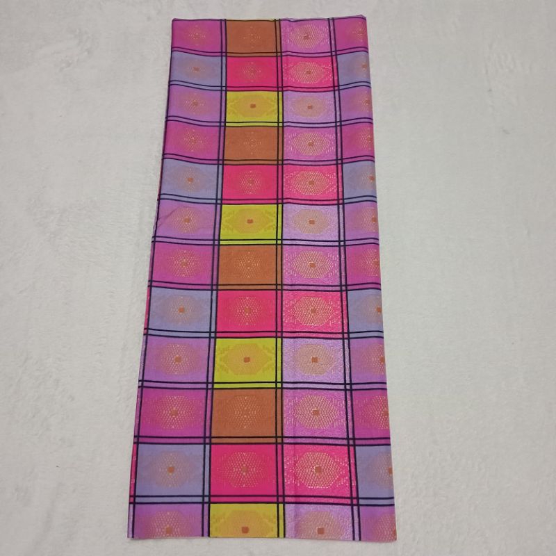 Jual Sarung Kotak Bugis / Tenun Sengkang /Asli Sutra Makassar | Shopee ...