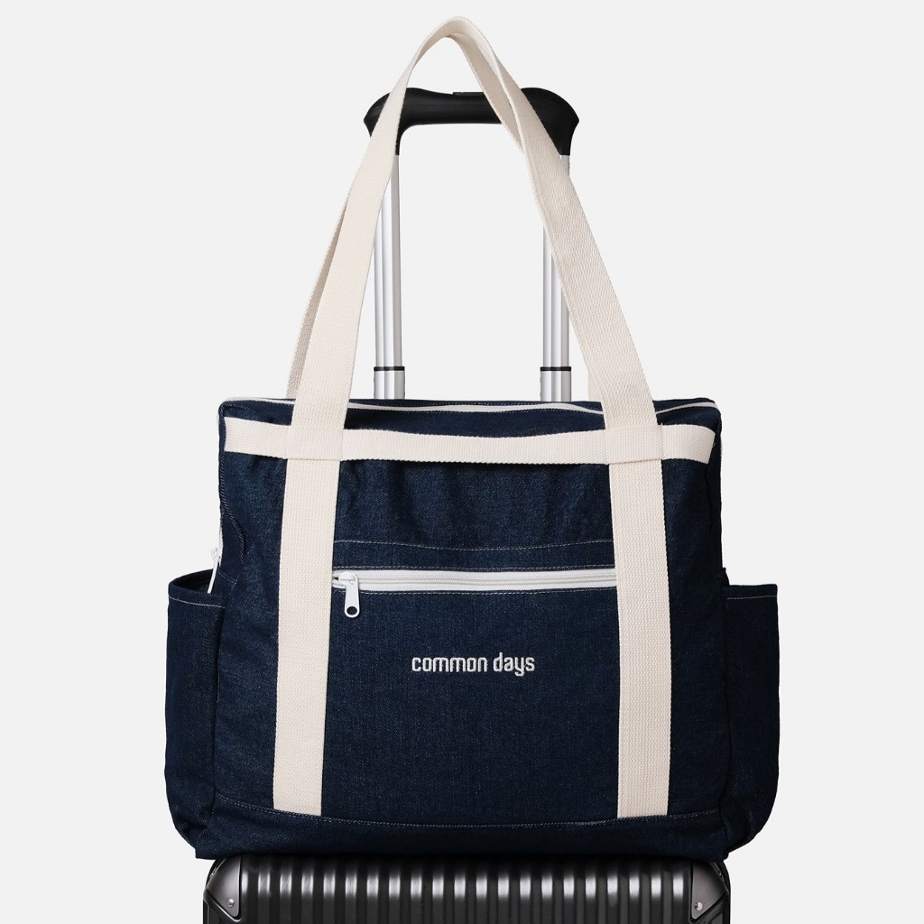 Jual Travel Totebag Blue Denim Common Days | Shopee Indonesia