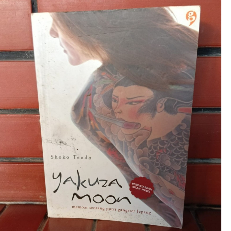Jual Yakuza Moon by Shoko Tendo Novel Biografi Thriller Bahasa ...