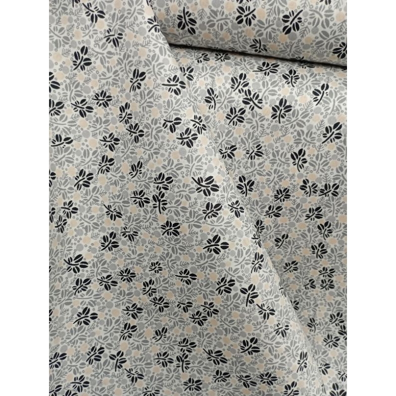 Jual Bahan Kain Katun Poplin Garment Motip Bunga Kecil | Shopee Indonesia