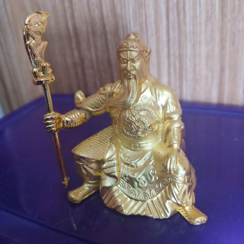 Jual pajangan fengshui patung dewa kwankong guan yu logam kuningan ...
