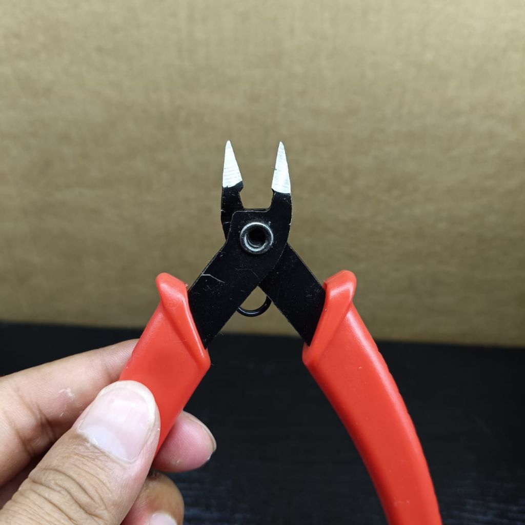 Jual Tang potong merah YTH Tipe 109 tang potong 5 inch | Shopee Indonesia
