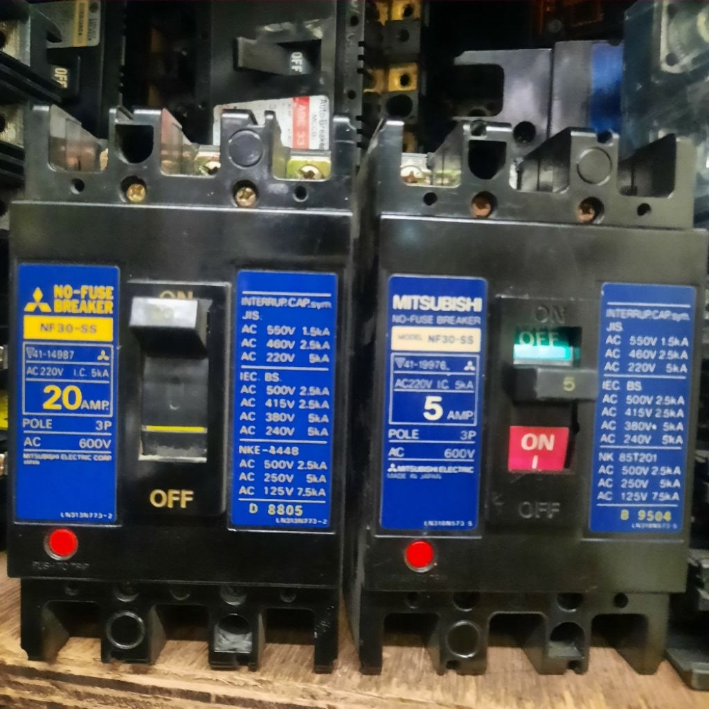 Jual mccb nfb breaker 3p 2a 5a 10a 15a 20a 25a 30a 40a 50a | Shopee Indonesia