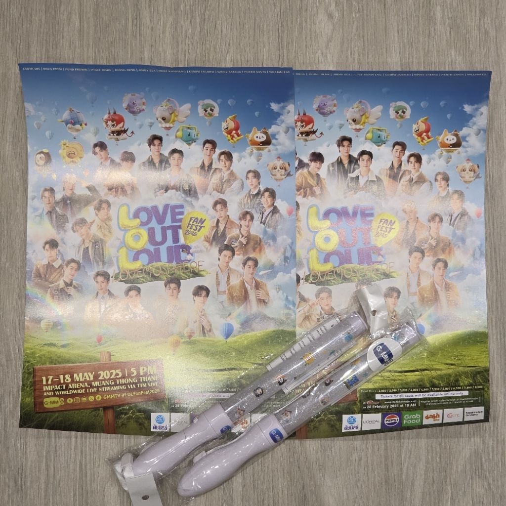 Jual LOL Fanfest 2025: Lovemosphere Official Poster & Lightstick GMMTV | Shopee Indonesia