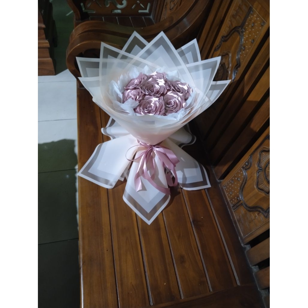 Jual bucket bunga pita satin 7 tangkai premium | Shopee Indonesia