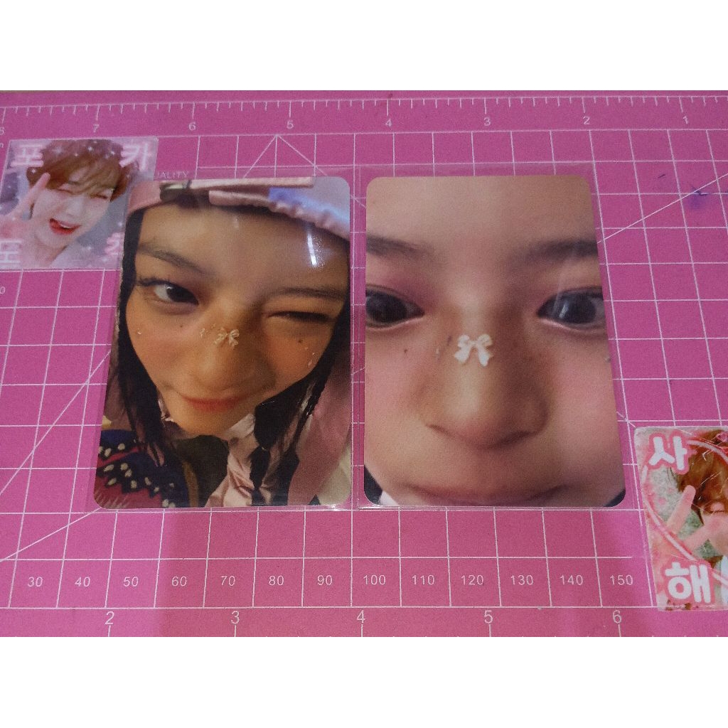 Jual photocard hanni zoom dan hanni wink newjeans | Shopee Indonesia