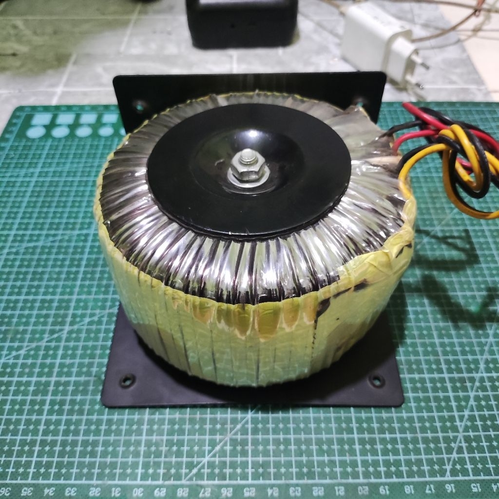 Jual Trafo Isolasi 1KVA 1000VA Toroidal isolation Transformer trafo ups ...