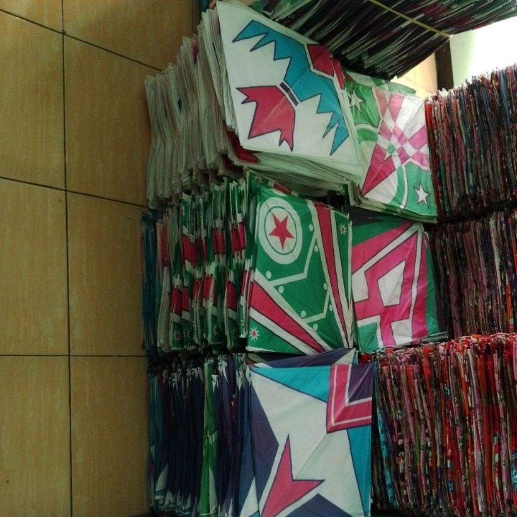 Jual Layangan kertas Sablon Uk 58 isi 100 pcs | Shopee Indonesia