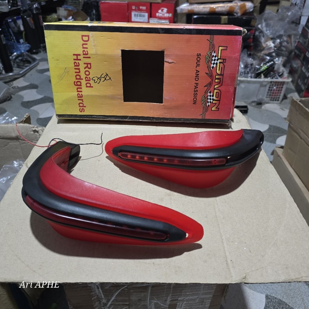 Jual PROMO handguard + led model cangkul universal merk LISMON | Shopee ...