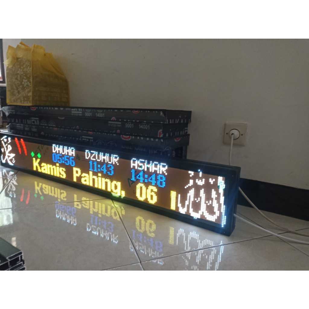 Jual Running text jadwal sholat, jam digital masjid 131cm x 20cm Warna ...