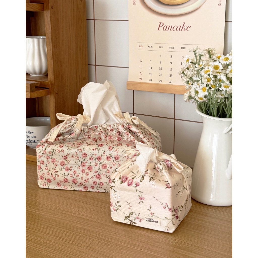 Jual Floral Fabric Tissue Case by mnw.curated (Tempat Tissue Aesthetic ...