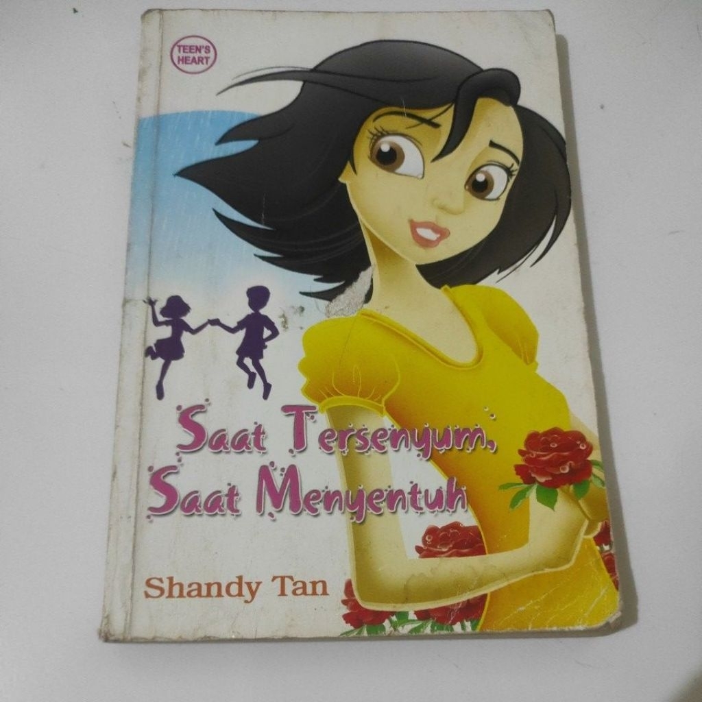 Jual Cerpen Saat Tersenyum Saat Menyentuh - Shandy Tan - Original ...