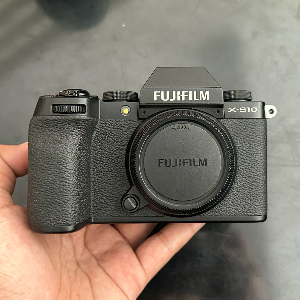 Jual FUJIFILM XS10 X-S10 MULUS NORMAL FULSET | Shopee Indonesia