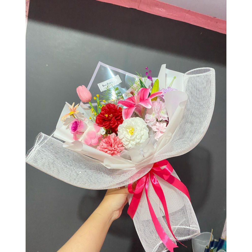 Jual Buket Bunga Wisuda / Buket Artificial / Buket Bunga Palsu ...