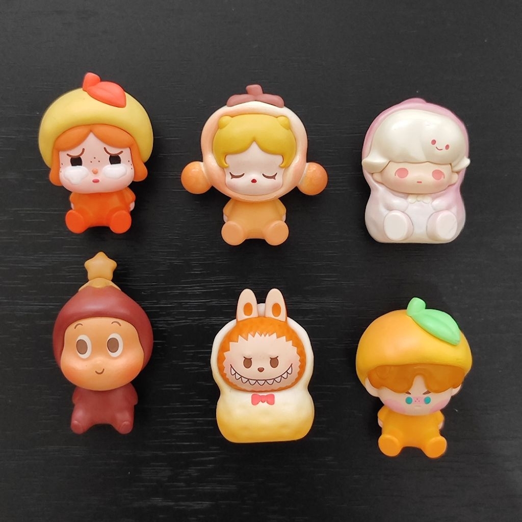 Jual Pop Mart - Pop Bean - Spring Festival Sitting Baby - ORIGINAL ...