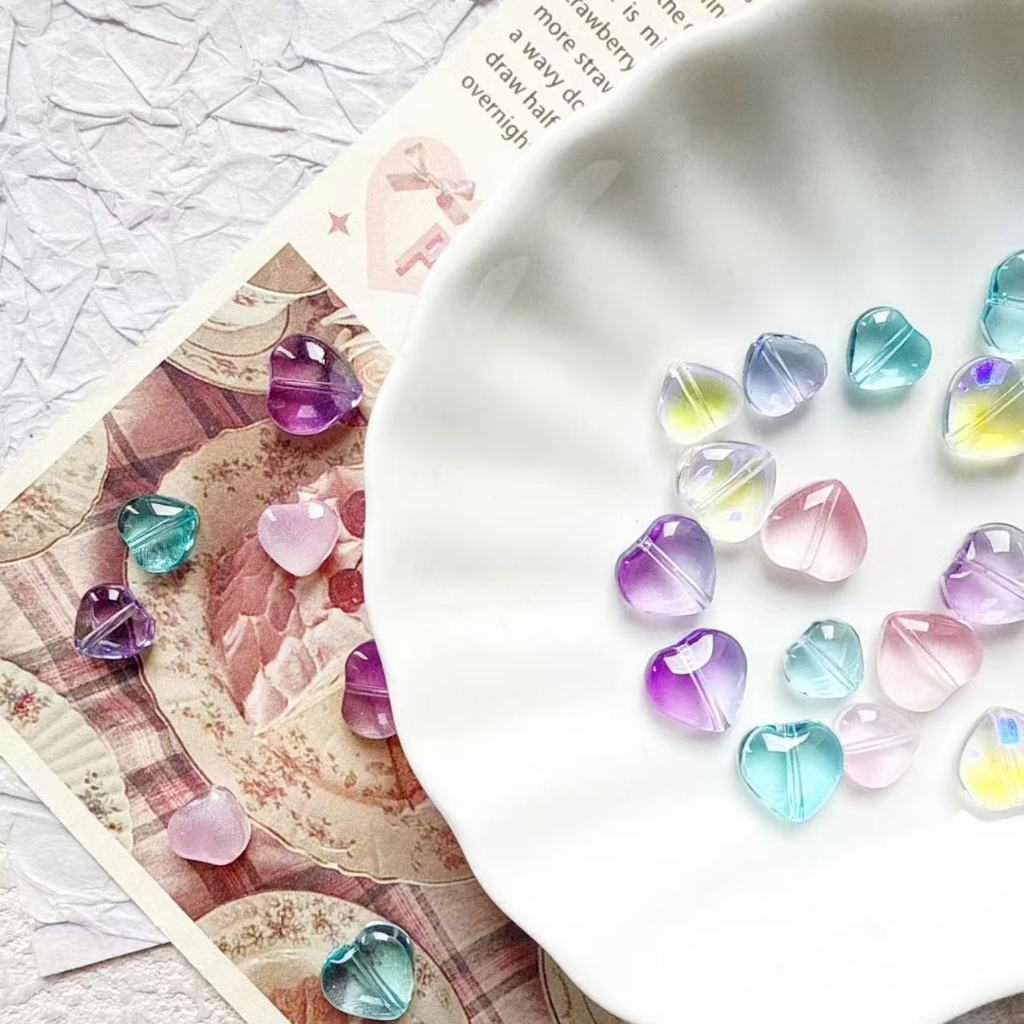 Jual COD | Ready 5pcs Manik kaca bentuk love bentuk hati warna warni ...