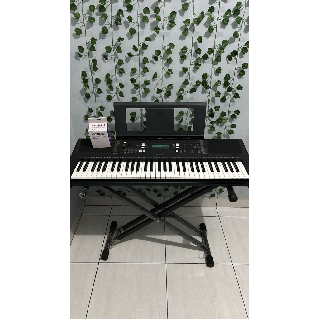 Jual Yamaha Keyboard PSR E373/ E 373/PSR -E373 + Adaptor & Stand Book ...
