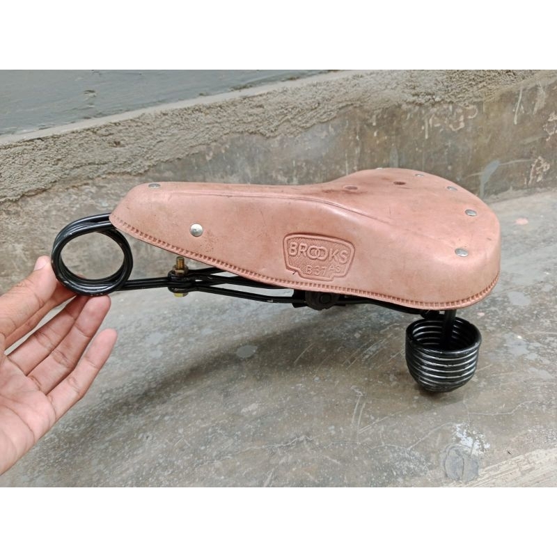 Jual Sadel sepeda onthel reproduksi brock original mirip original murah ...