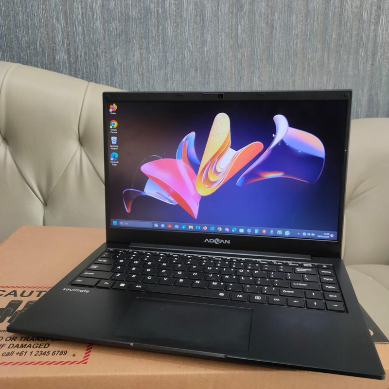 Jual Laptop Advan Soulmate 1405, 1.33Kg, Lengkap,Ram 8Gb/128Gb SSD M2 ...