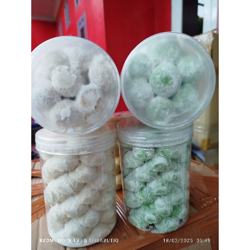 Jual 2 toples putri salju isi 400-450 gram masing2 toples | Shopee Indonesia