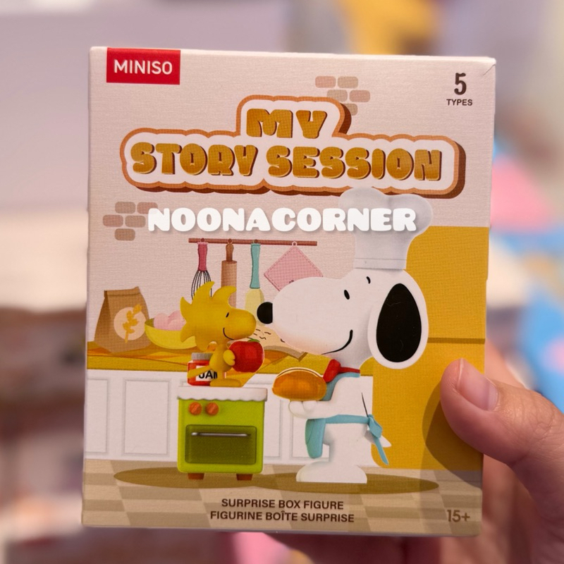 Jual Miniso x Peanuts ‼️ Blind Box Figure Snoopy My Story Session ...