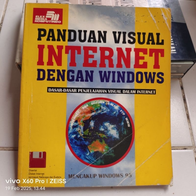 Jual BUKU PANDUAN VISUAL INTERNET DENGAN WINDOWS MENCAKUP WINDOWS 95 ...