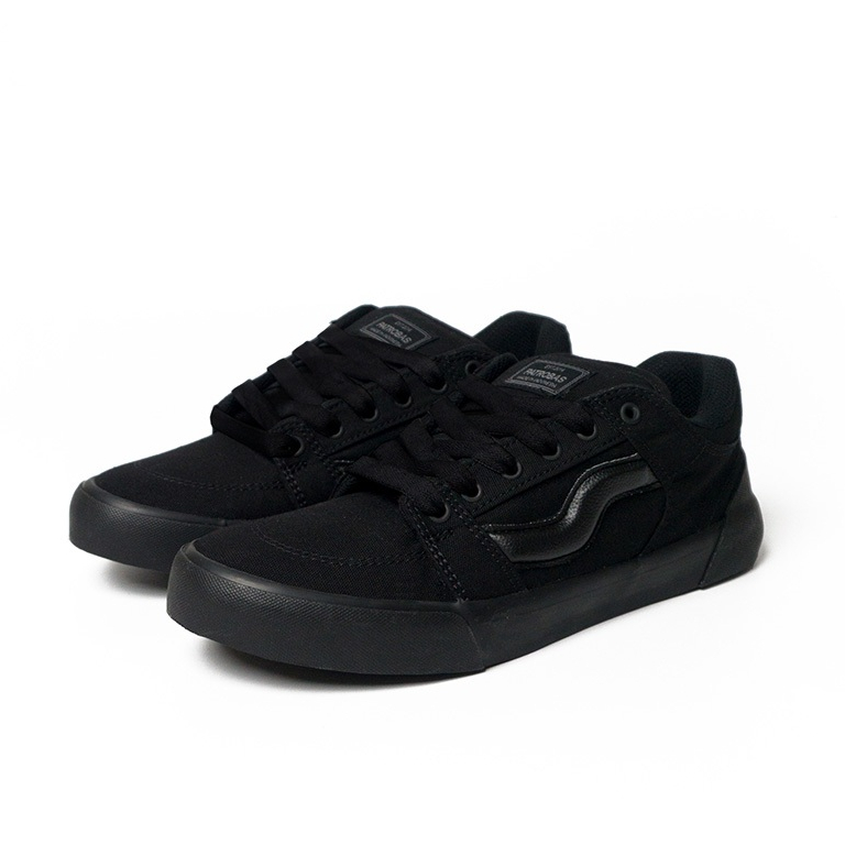 Jual Patrobas Bulky All Black Sneakers | Shopee Indonesia