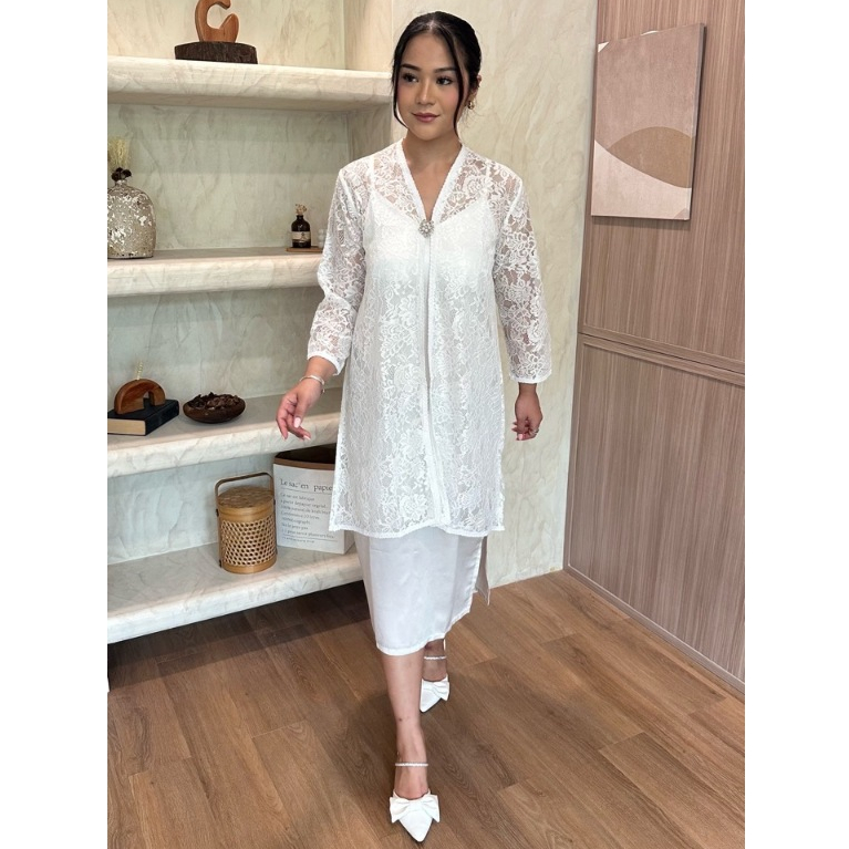 Jual Zalima Alya Kaftan Midi Dress Set with Lace Outer with Brooch ...
