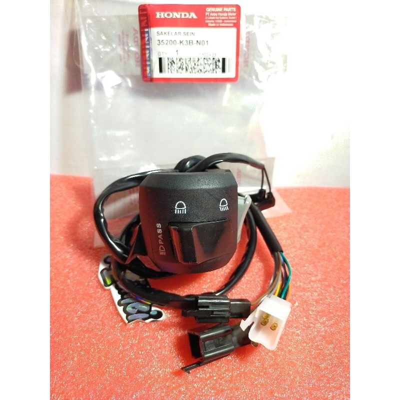 Jual HOLDER SAKLAR KIRI CB150X, CB 150X (35200-K3B-N01) | Shopee Indonesia