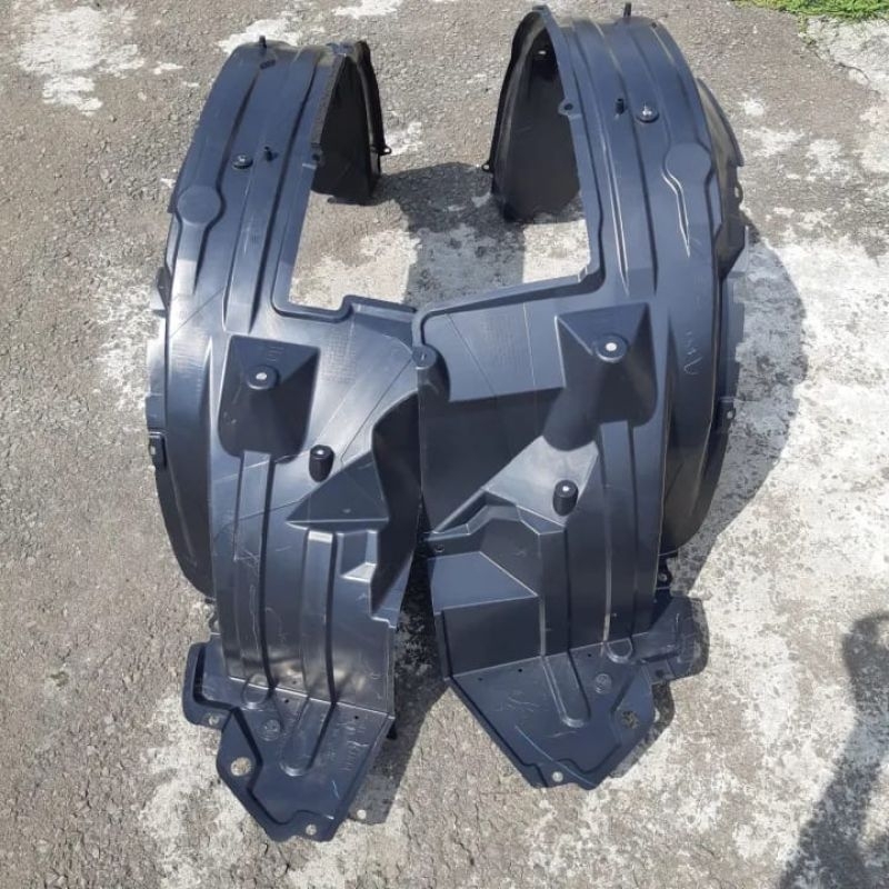 Jual Liner Fender Spakbor Toyota Innova Reborn 2016 2017 2018 2019 2020 ...