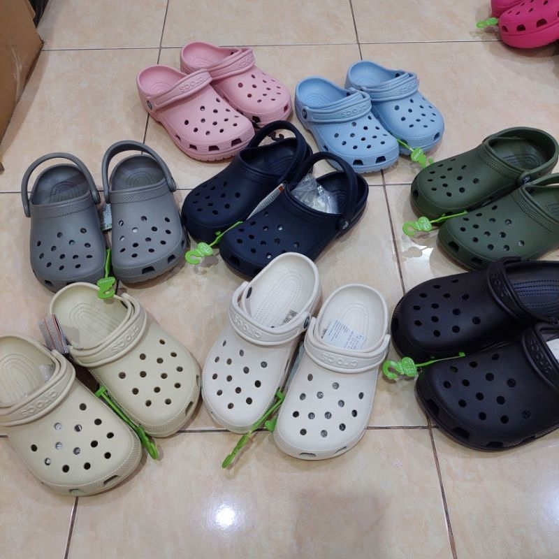 Jual Sandal Crocs Classic Clog Unisex / Sandal Clog / Sandal Crocs ...