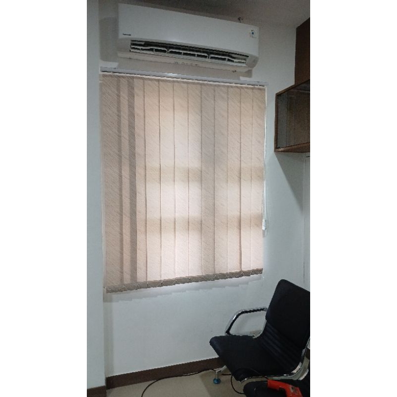 Jual Tirai Jendela Vertical Blinds | Shopee Indonesia