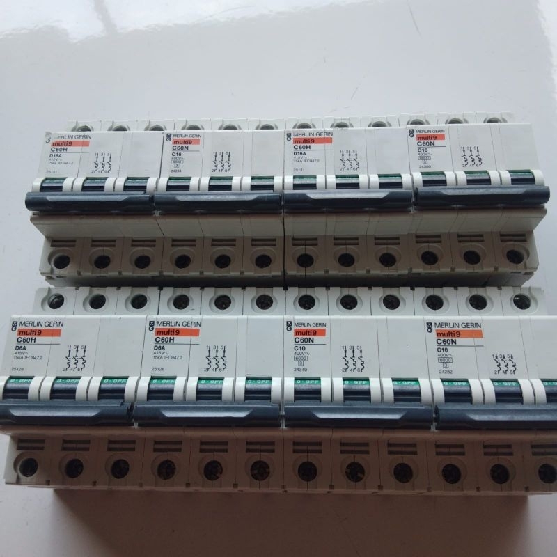 Jual MCB 3 phasa Merlin Gerin multi9 C60H/C60N | Shopee Indonesia