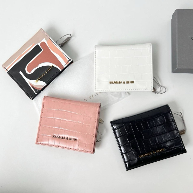 Jual Dompet CK lipat hitam putih pink croco abstrak | Shopee Indonesia