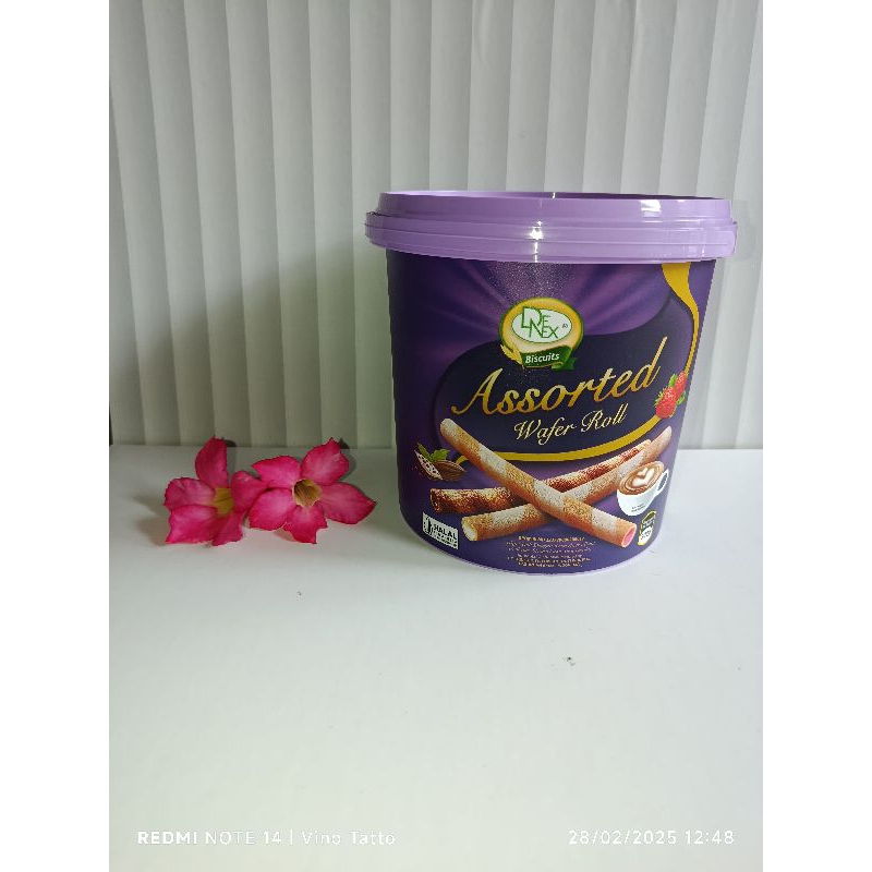 Jual DENEX ASSORTED WAFER ROLL 300gr kemasan ember/ wafer coklat/ astor ...