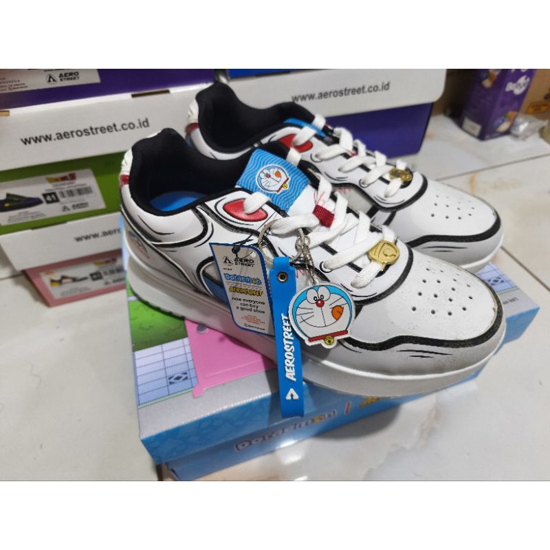 Jual Aerostreet x doraemon | Shopee Indonesia