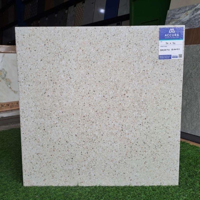 Jual KERAMIK LANTAI 50X50 BASALTO BIANCO / MATT / CARPORT / MULIA TILE ...