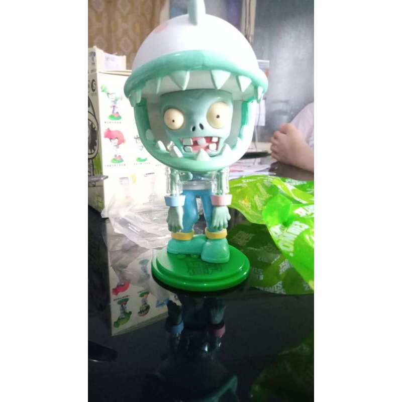 Jual Blind box Plant vs Zombie original Ohsome | Shopee Indonesia